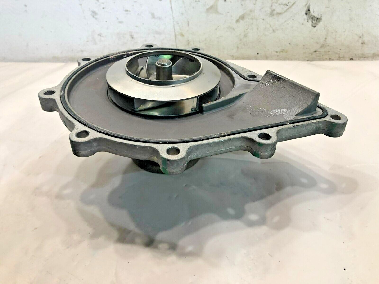 DETROIT DIESEL DD15 Engine Water Pump A472 200 04 01 A4722000401 OEM | eBay