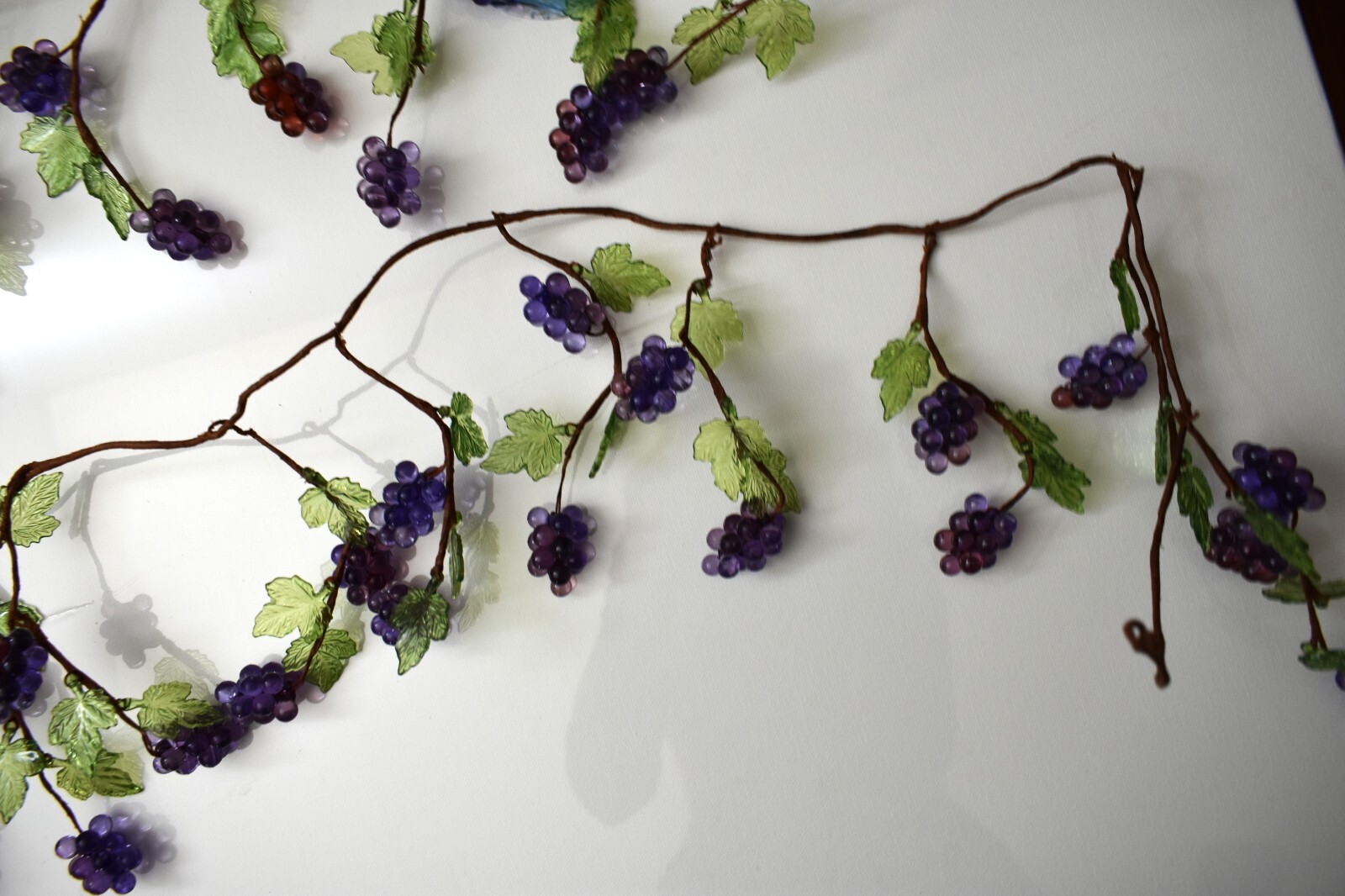 Vintage Acrylic Lucite Purple Grape Cluster Vine Leaves Long Garland ...
