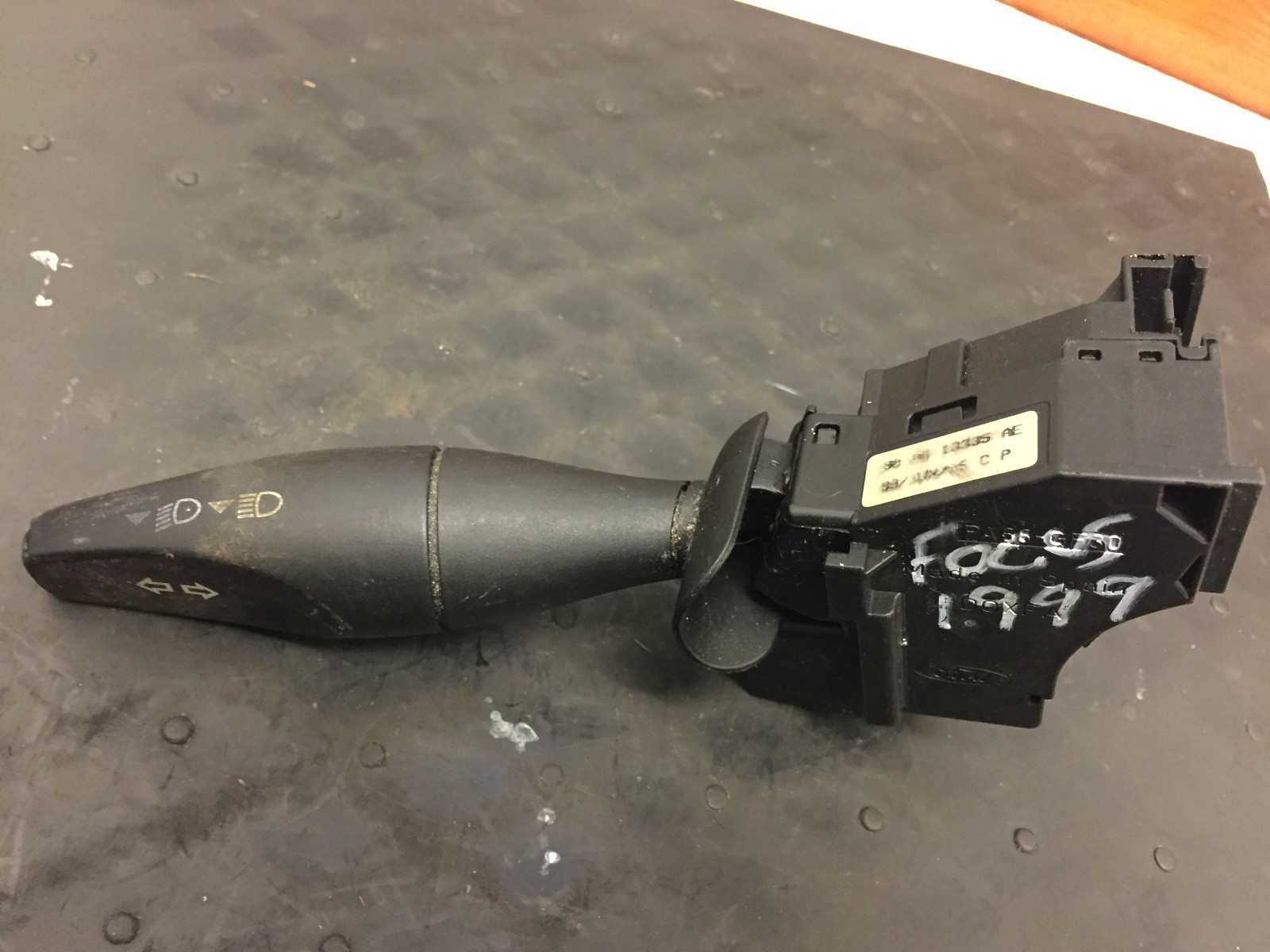 FORD FOCUS LIGHT SWITCH INDICATOR STALK COLUMN SWITCH 1999 98 AG 13335 ...