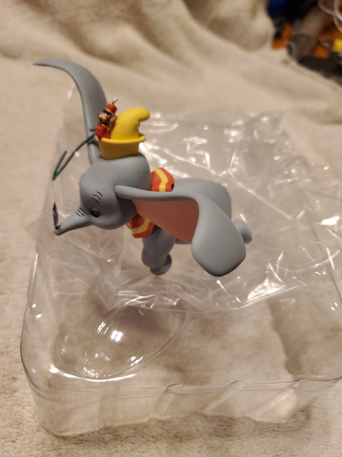 Hallmark Keepsake Walt Disney DUMBO'S FIRST FLIGHT Ornament 1999 ...