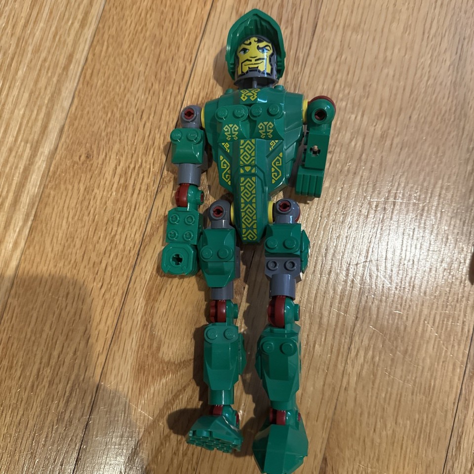 LEGO Knights Kingdom Lot of 4 Buildable Figure 8782 8784 8785 8809 ...