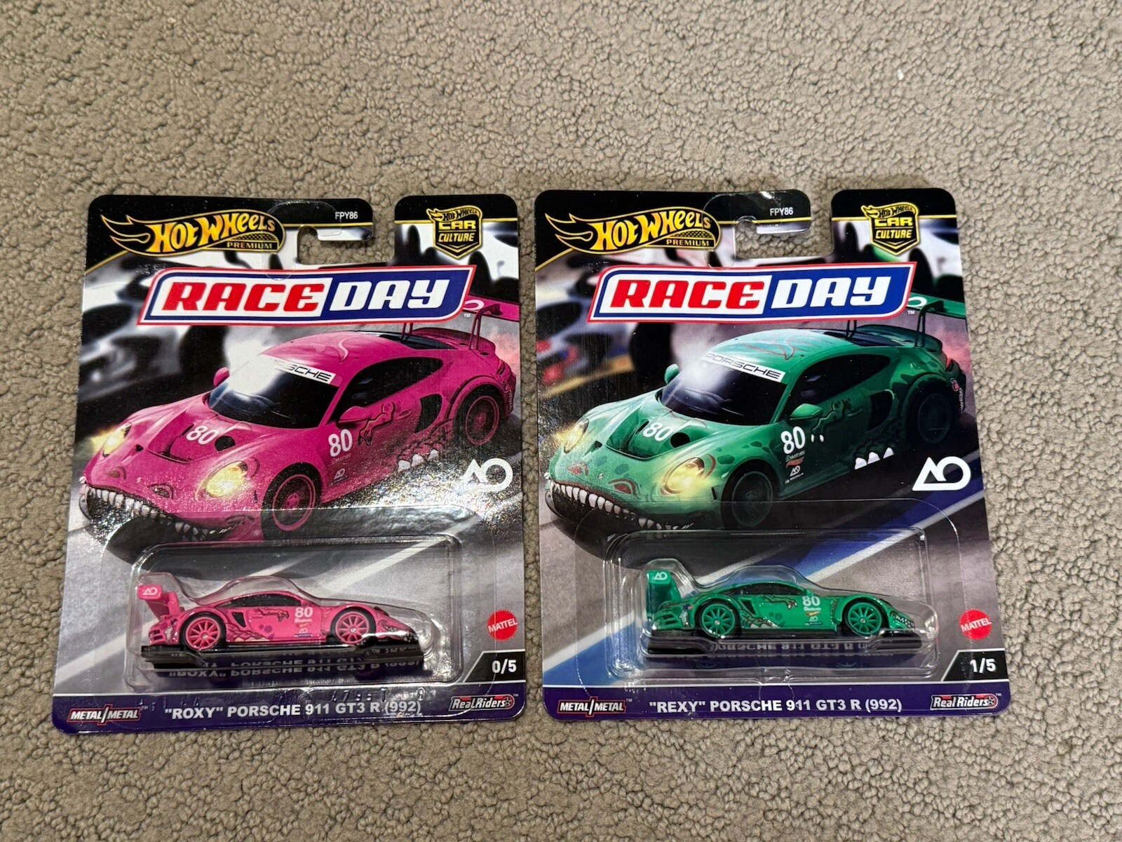 HOT WHEELS ROXY REXY RACE DAY PORSCHE 911 GT3 R (922) CHASE LOT OF 2 ...