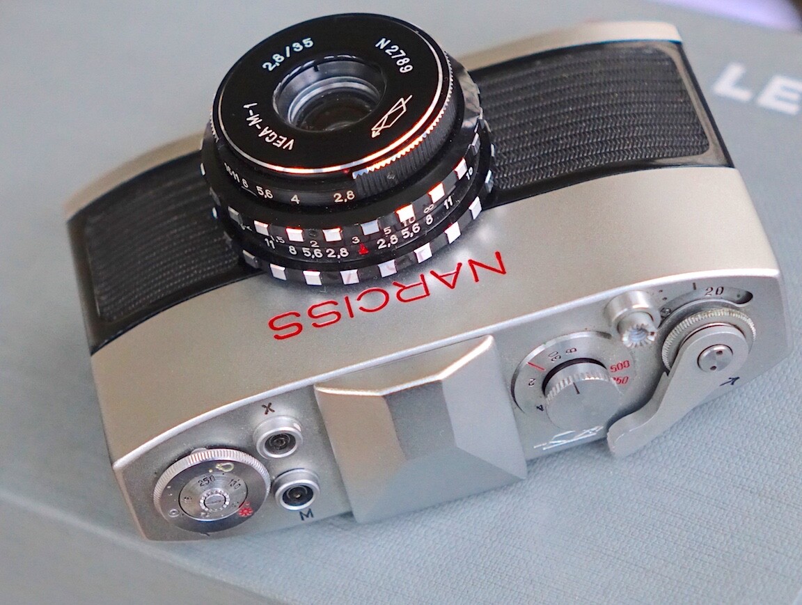 Nr Mint rare spy camera: Narciss 16mm film SLR + Lens from Leica ...
