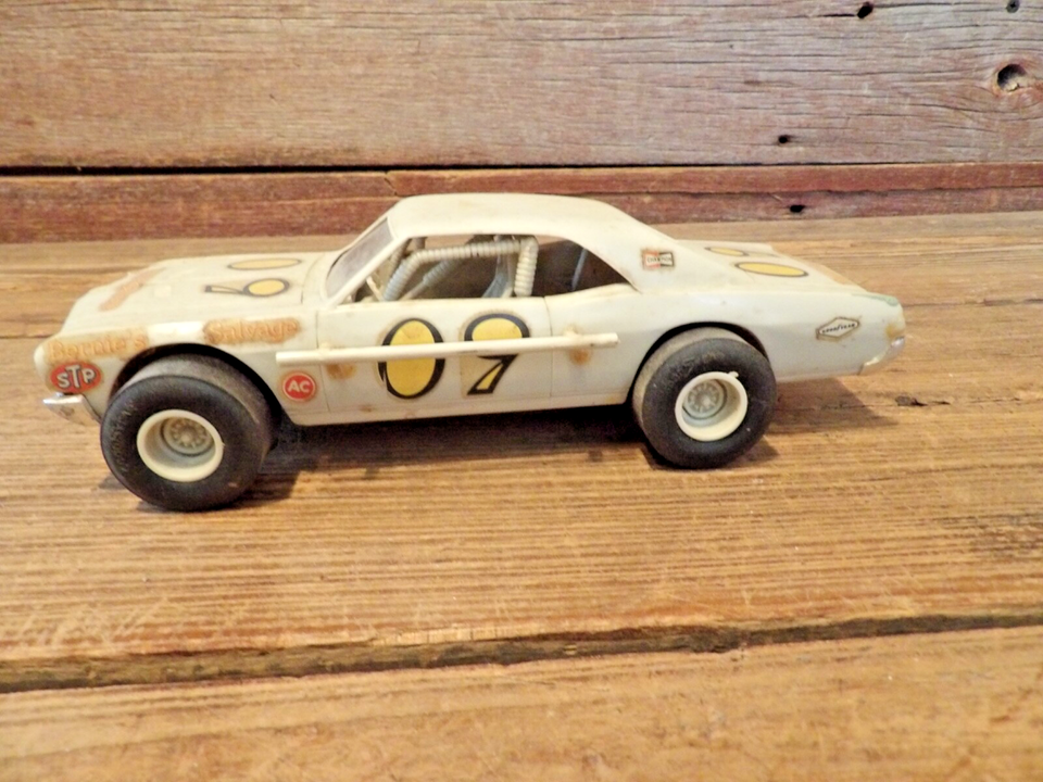 Vintage Buick Skylark Stocker Car BERNIE'S SALVAGE Model Kit - Junkyard ...