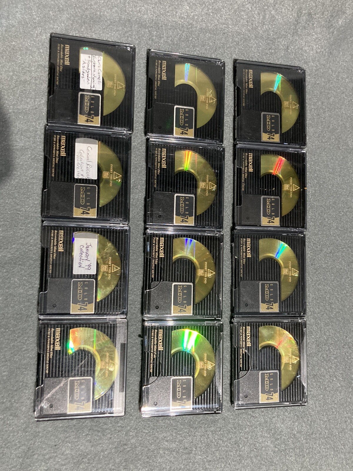 Lot of 12 Maxell Gold 74 Minute MD Minidiscs w Cases Pre-recorded Music ...