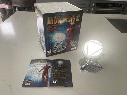 Iron Man 2 Movie Prop Replica Arc Reactor Heart Marvel/ Museum Replica ...