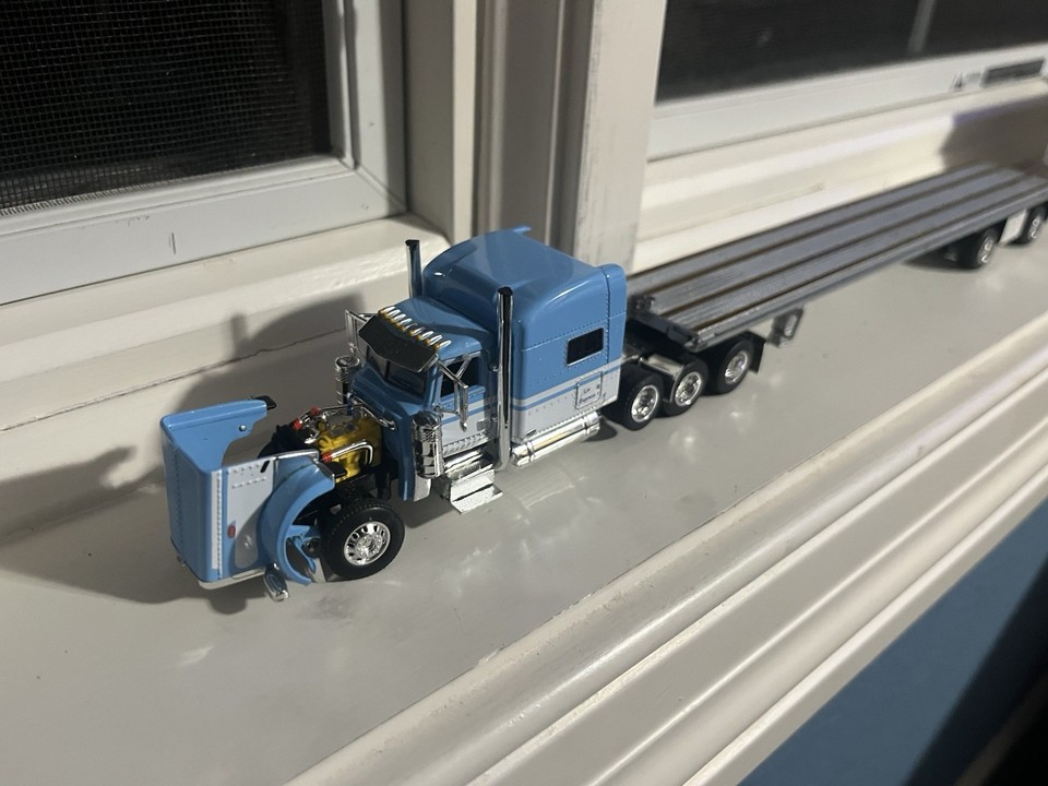 Dcp 1/64 Peterbilt 379 Semi Truck With Flatbed Trailer | eBay