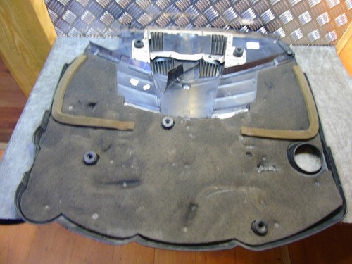 MERCEDES-BENZ CLS C219 CLS 320 CDI Engine cover A6420105367 | eBay