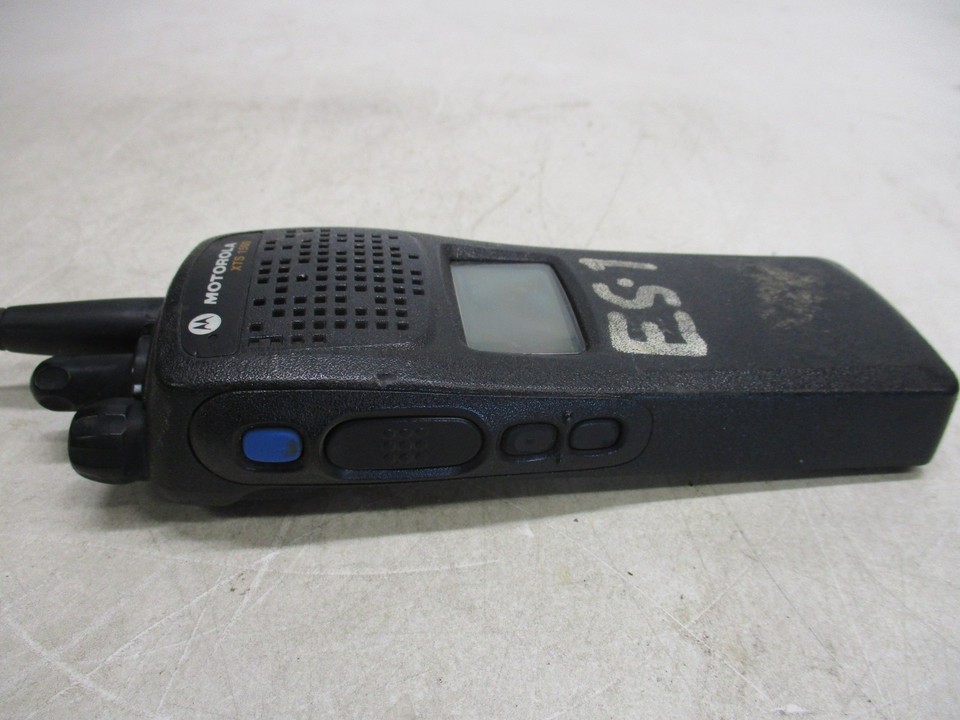 Motorola Astro XTS 1500 UHF Radio No Battery | eBay