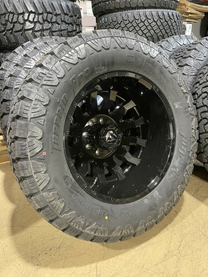 20" Fuel Blitz D675 Dually Wheels 2956520 35 AT Tires 8x6.5 Dodge Ram ...