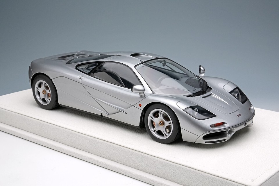 Make Up McLaren F1 Road Car Magnesium Silver 1/18. EML073A | eBay