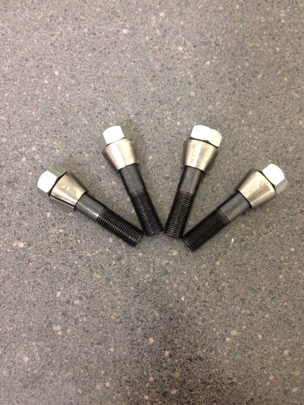 Dana 44 Hi Steer Stud Kit | 4 Studs | 4 Conical Washers | 4 Lock Nuts ...