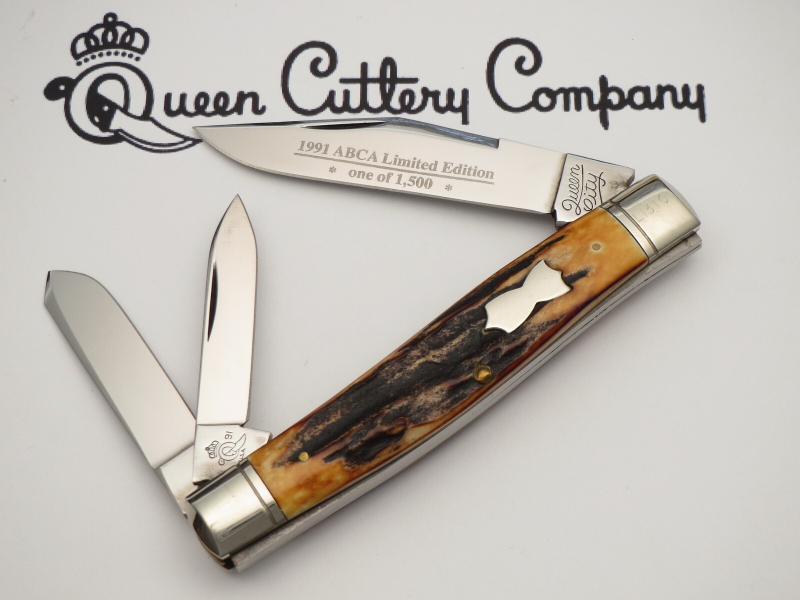 Queen Cutlery Knives - Old Pocket Knives