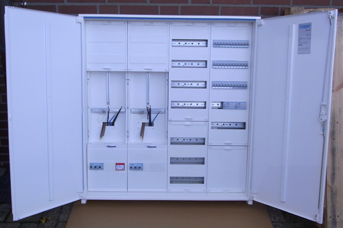 Hager ZB34S 1-2 Zähler + 1-2 Verteiler wählbar mit APZ-Feld ...