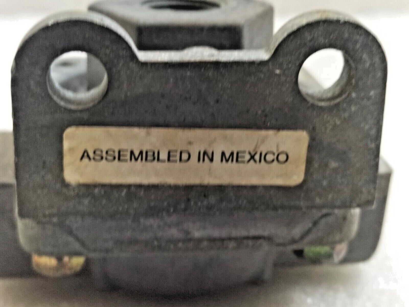 BENDIX 229859 QR-1 QUICK RELEASE AIR VALVE | eBay