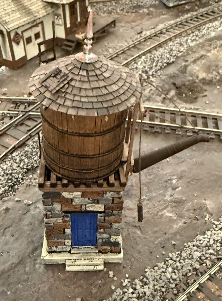 HO Train Model Built & Weathered HYPER-DETAILED Water Tower BarMills | eBay