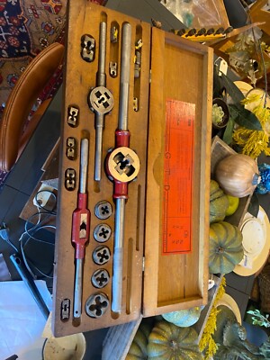 LITTLE GIANT SCREW PLATE THREAD CUTTING TOOL SET NO. 305 WOOD BOX | eBay