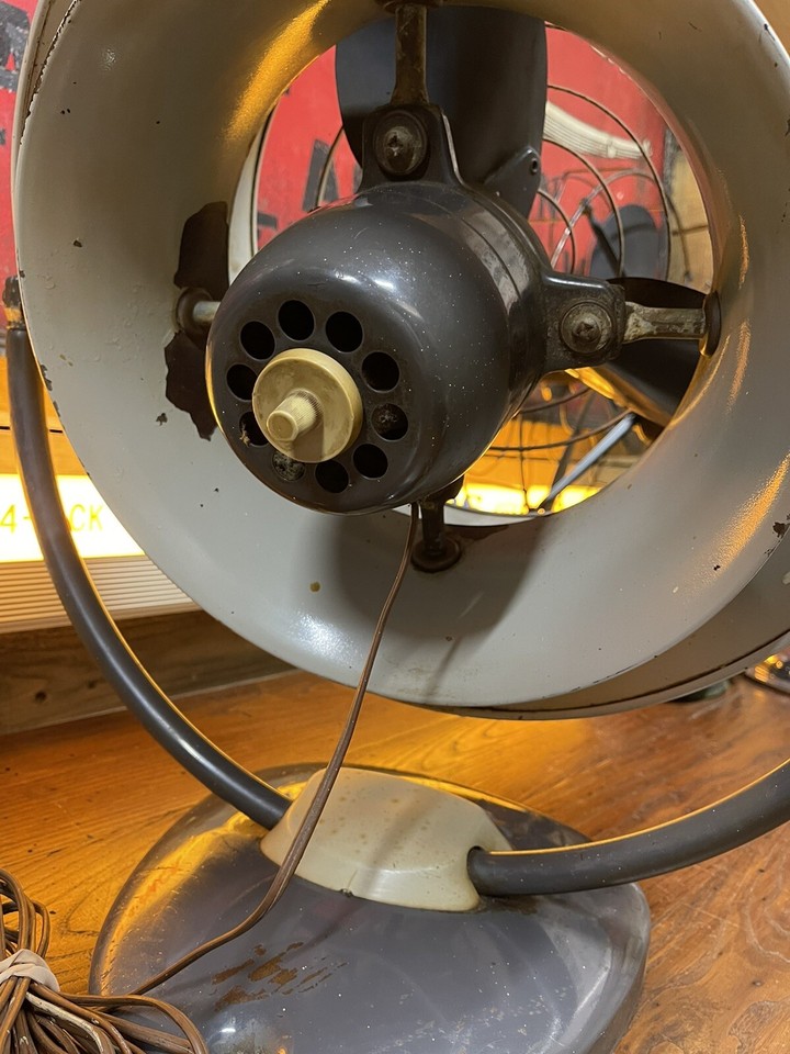 Vintage Vornado Electric Fan 38C3-1 Retro Mid Century Industrial Works ...