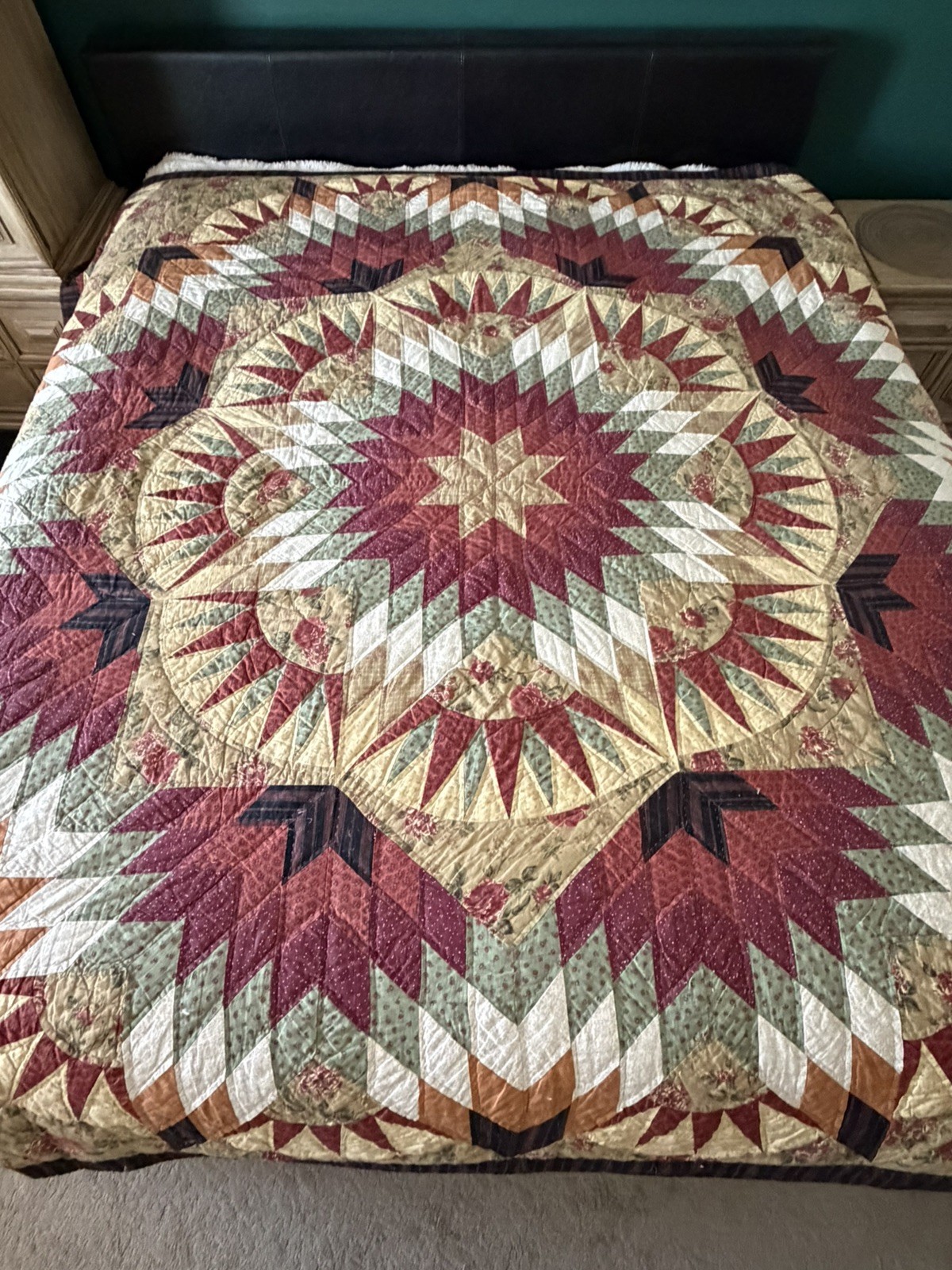 Beautiful Amish Quilt Compass Star – Burgundy & Sage Green 92”x92 ...
