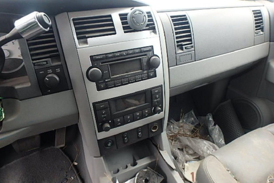 Used Speedometer Gauge fits: 2007 Dodge Durango cluster KPH silver ...