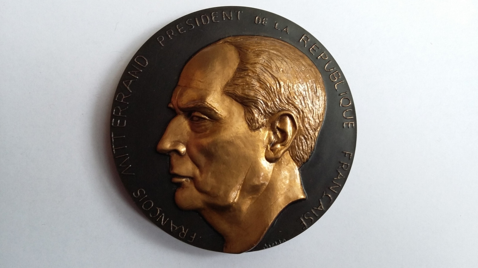 Médaille François Mitterrand, par Scarpa. Bronze bicolore. Ecrin. | eBay