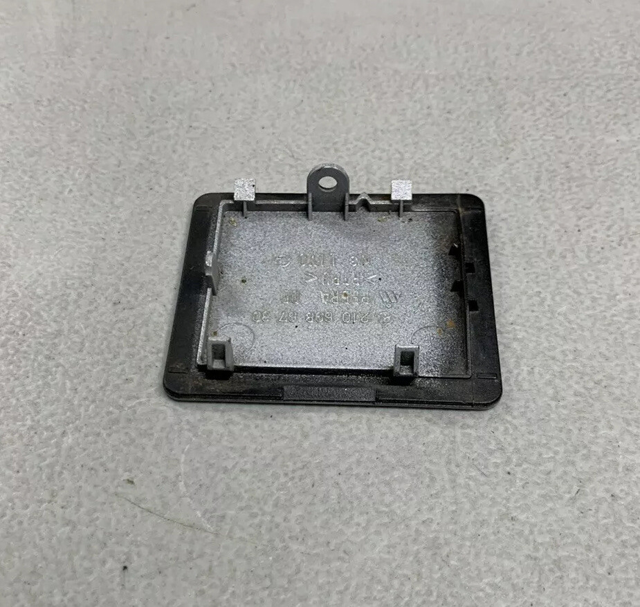 Mercedes-Benz E320 E430 OEM Side Skirt Rocker Panel Jack Plug Cover ...