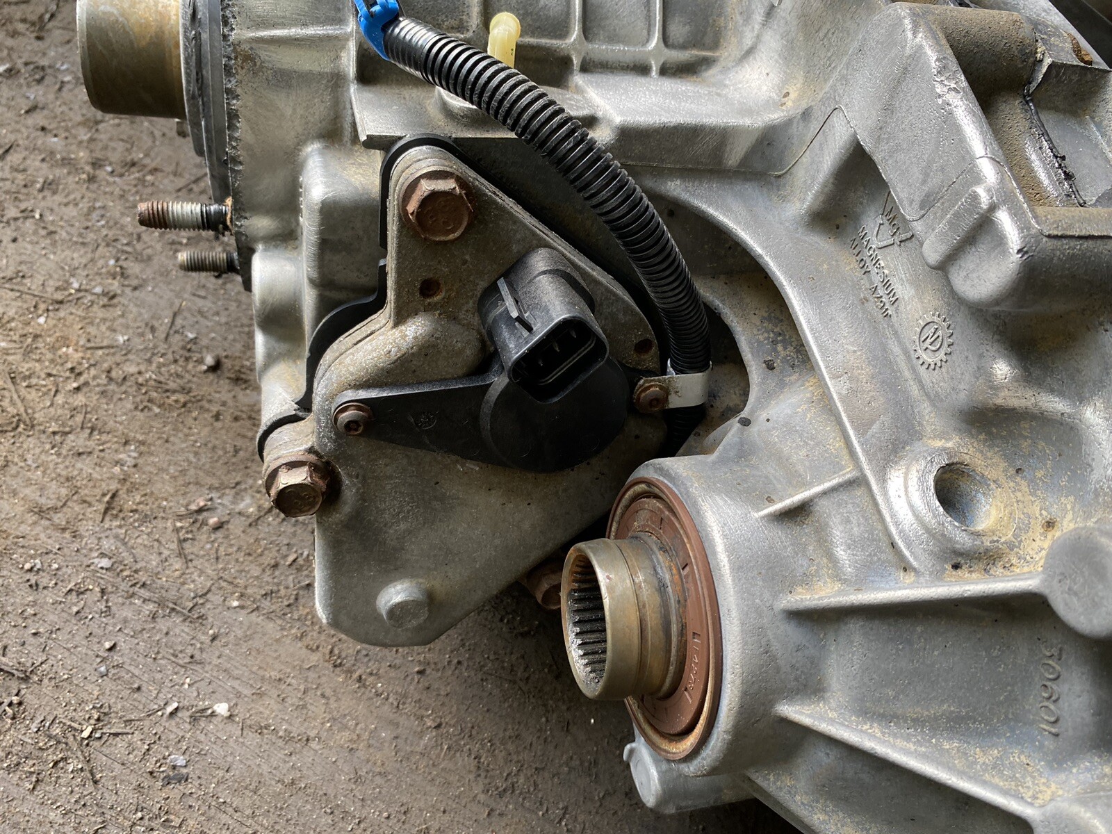 2001 2002 Chevrolet Silverado 2500 Transfer Case 6.6 AT 4x4 Diesel ...