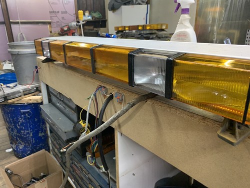 Whelen Edge 9000 10 Strobe Light Bar 48” | eBay