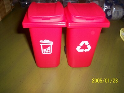 # 49 B BARBIE SIZE OR SSF TRASH/RECYCLE CANS RED | eBay