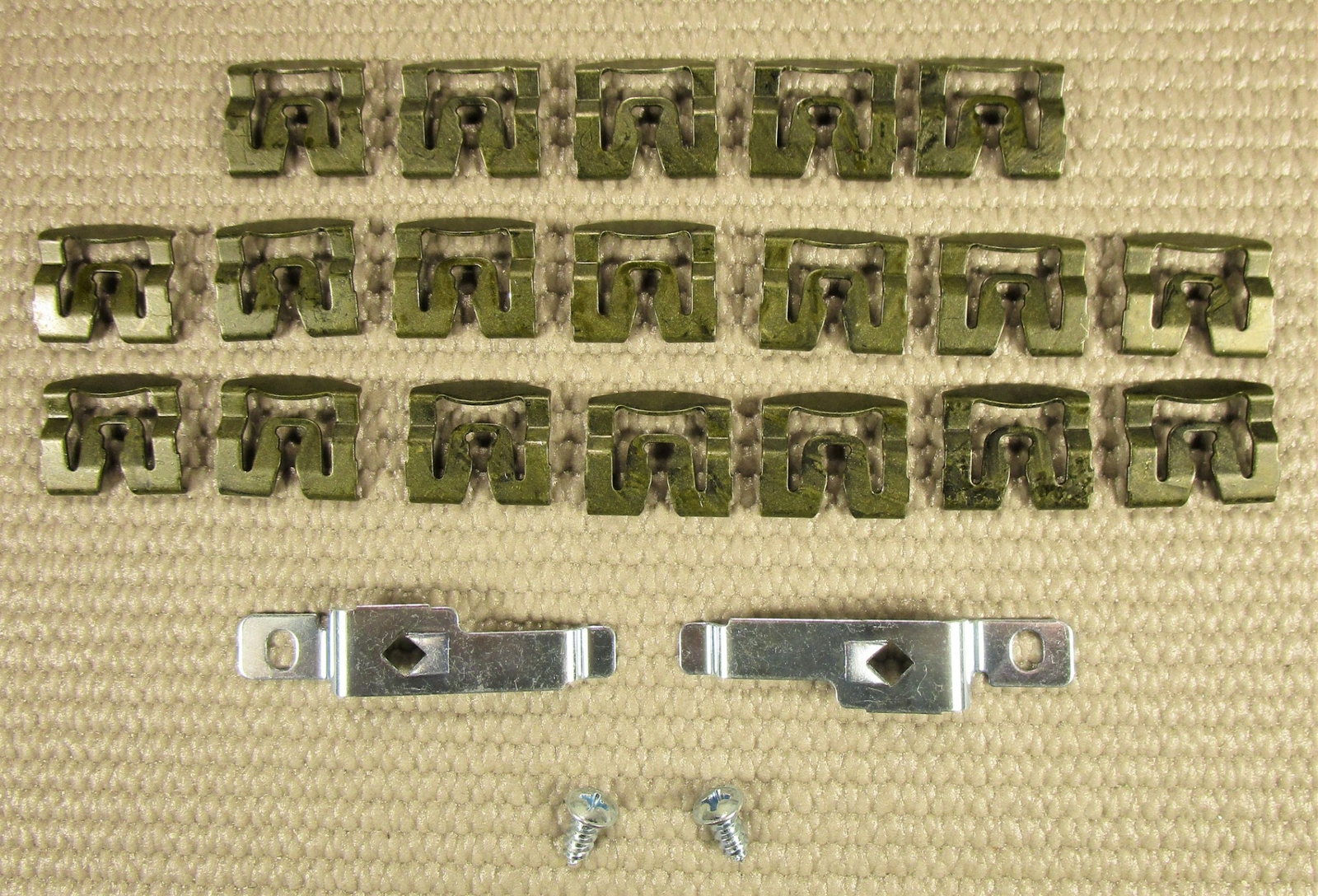 1971-1974 DODGE CHALLENGER PLYMOUTH BARRACUDA CUDA REAR WINDOW MOLDING ...