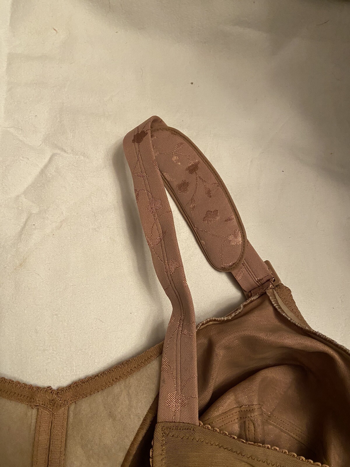 ELILA Mocha Jacquard Back close Wireless Softcup Bra, US 52F 1305 ...