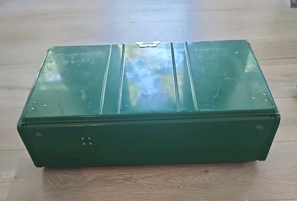Vintage Coleman 425E Dual Burner Camping Stove Portable October 1974 ...