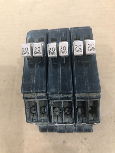 Lot of 3 - Cutler CHT2020 Hammer Tandem Plug-On Circuit Breaker, 20A ...
