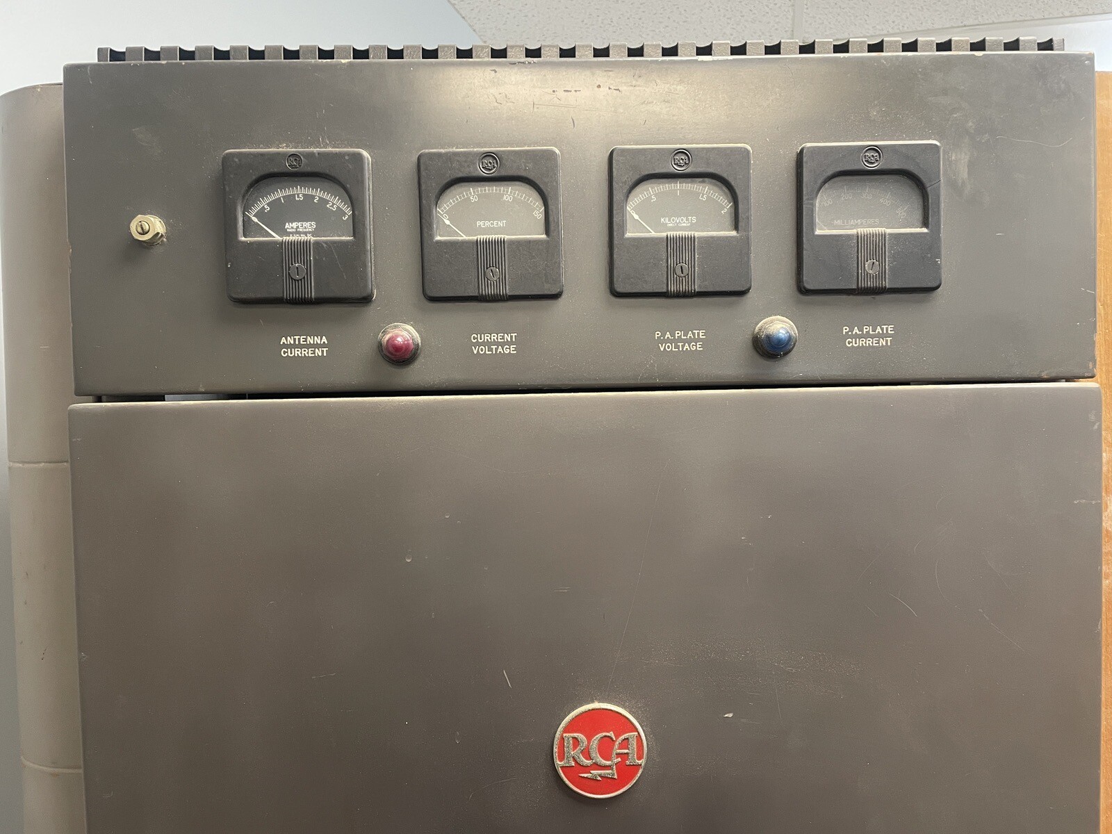 1950s RCA BTA-250M 250 Watt AM Vacuum Tubes Broadcast Transmitter, Ham ...