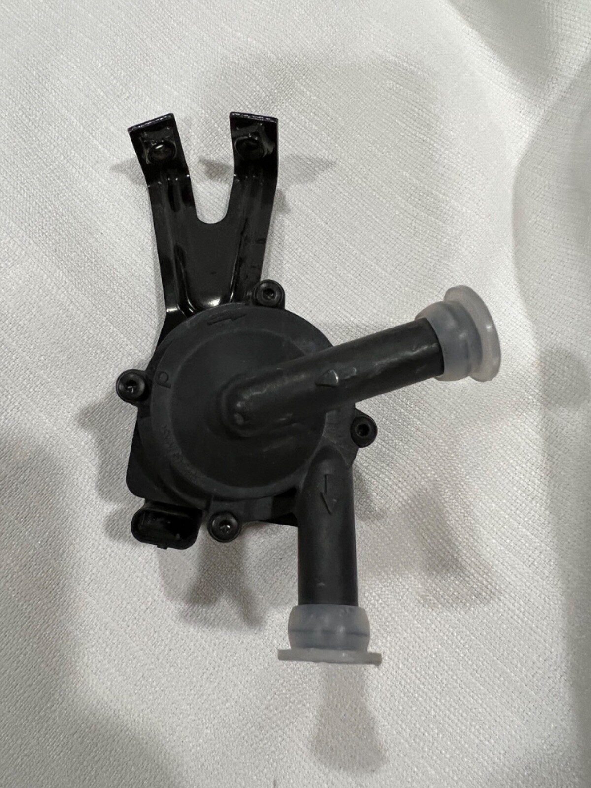 2010 - 2013 BMW 5 SERIES F10 AUXILIARY WATER PUMP ENGINE 11517629917 ...