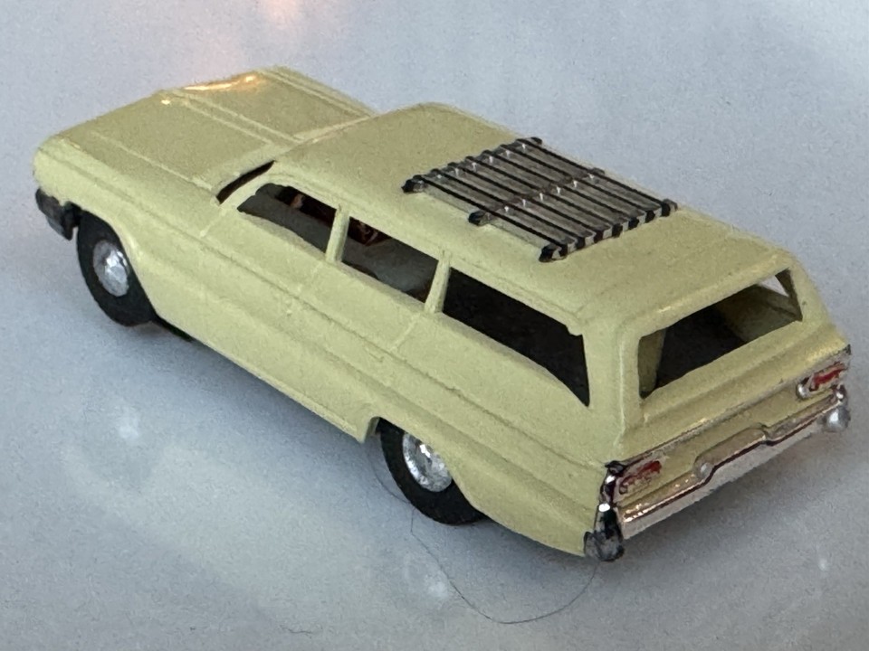 Atlas/Aurora 1962 Buick Invicta Station Wagon HO Slot Car YELLOW (needs ...
