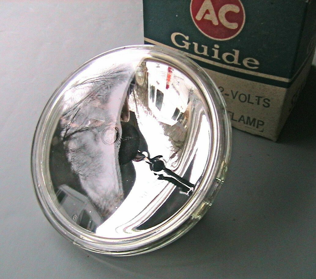 NOS 1955-1965 GM CHEVROLET 456720 SPOTLAMP BULB AC GUIDE 4405 ...