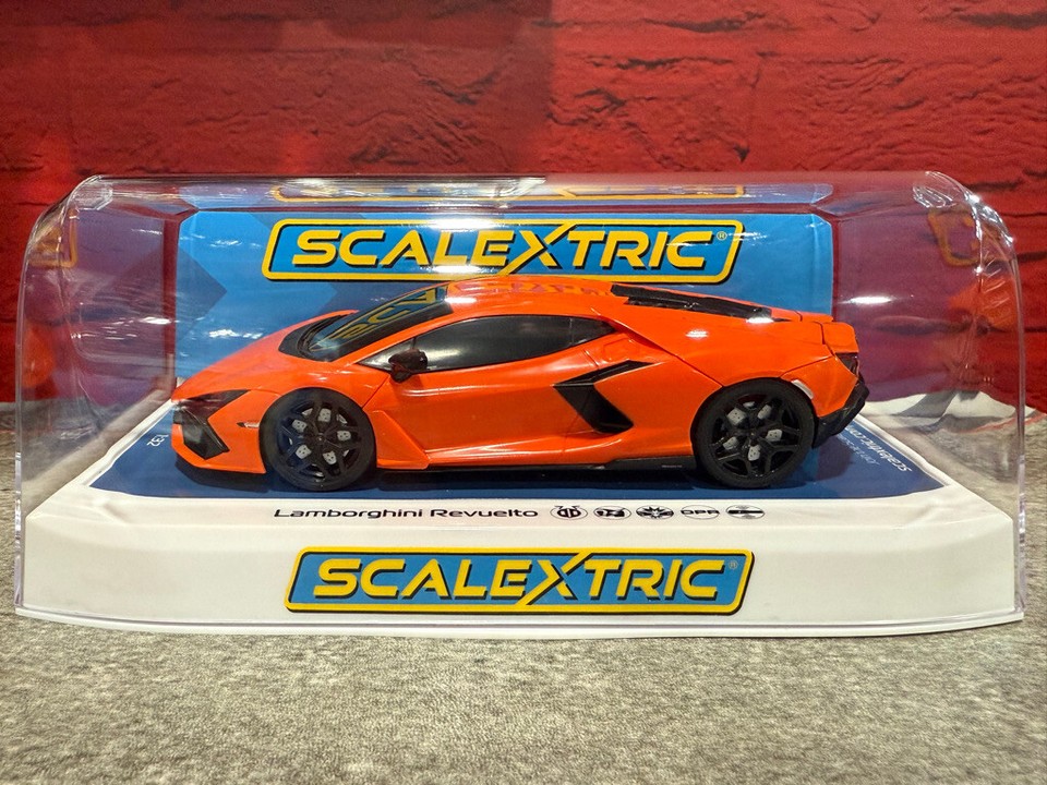 Scalextric C4523 Lamborghini Revuelto - Arancio Apodis 1:32 Slot car | eBay