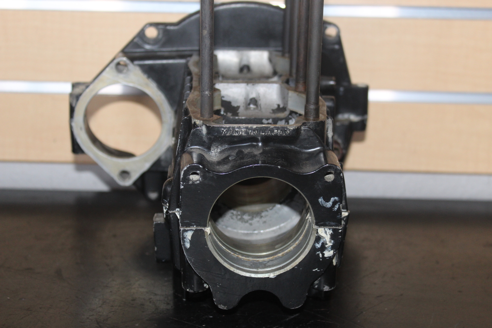 1985 Kawasaki Jet Ski 550 JS550 ENGINE MOTOR CRANKCASE CRANK CASES ...