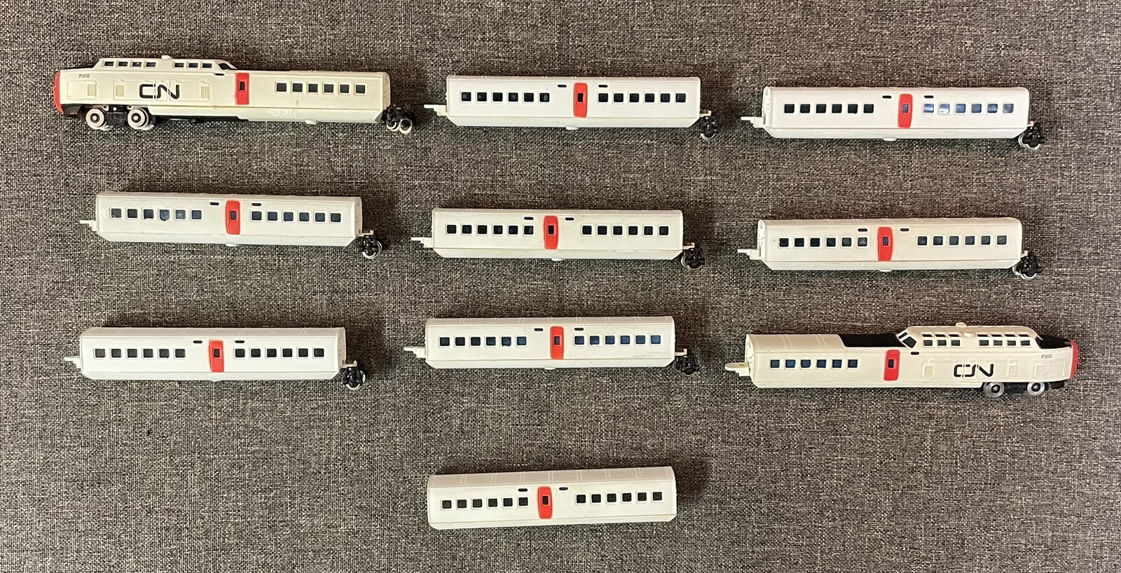 Bachman N scale United Aircraft Turbo Train Set Canadian National Set ...