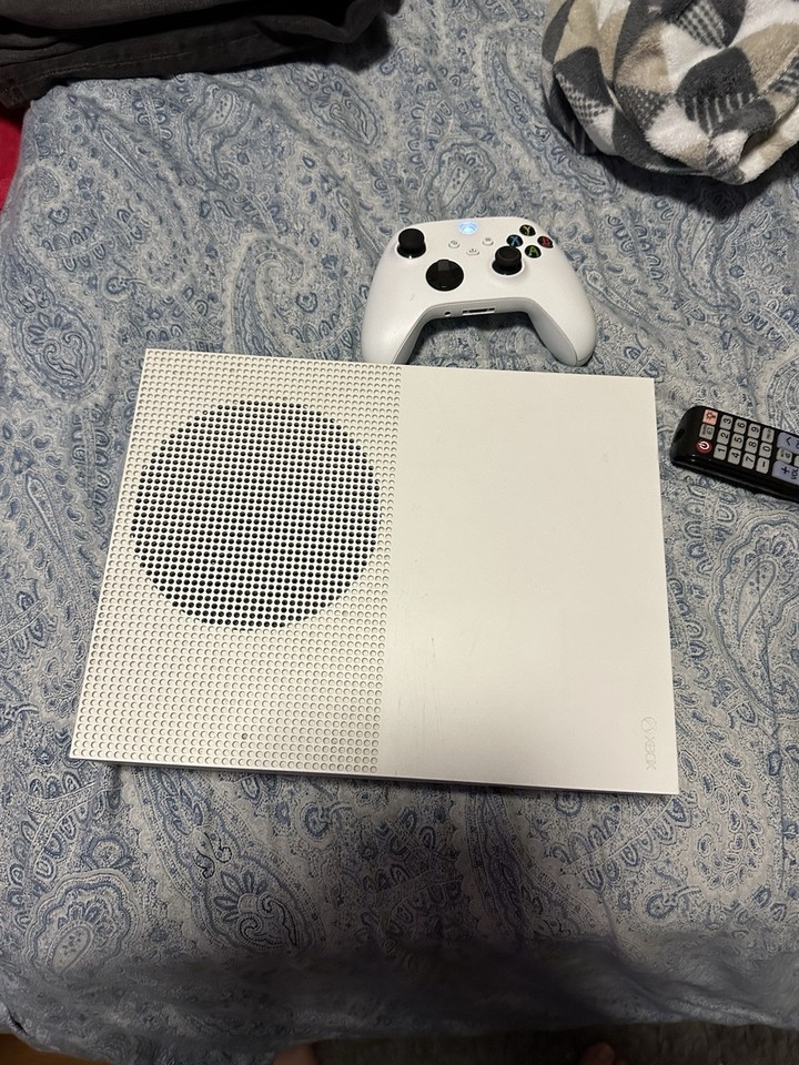 Microsoft Xbox Series One S 512GB Video Game Console - White ...