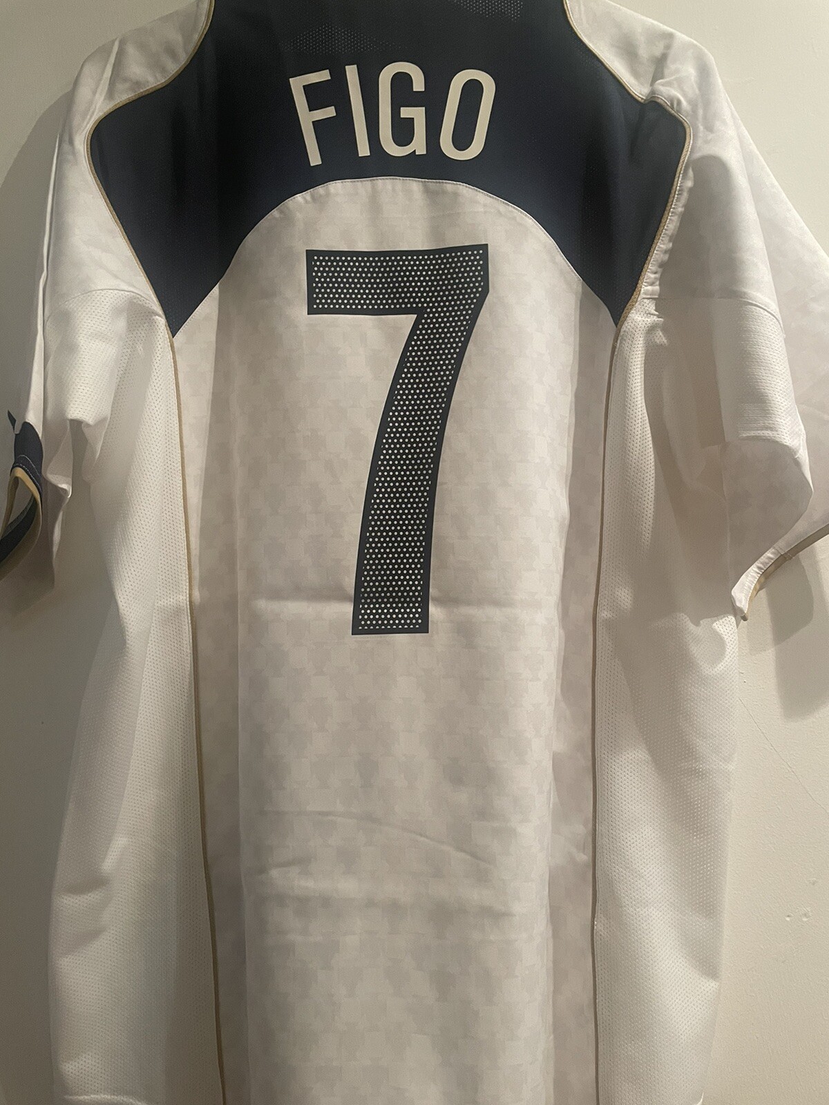 2004 Portugal Nike T90 Luis Figo Jersey Sz Large | eBay
