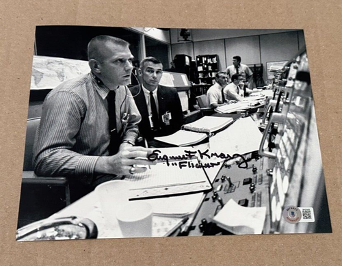 EUGENE KRANZ SIGNED 8X10 PHOTO NASA APOLLO 13 FLIGHT DIRECTOR BECKETT ...