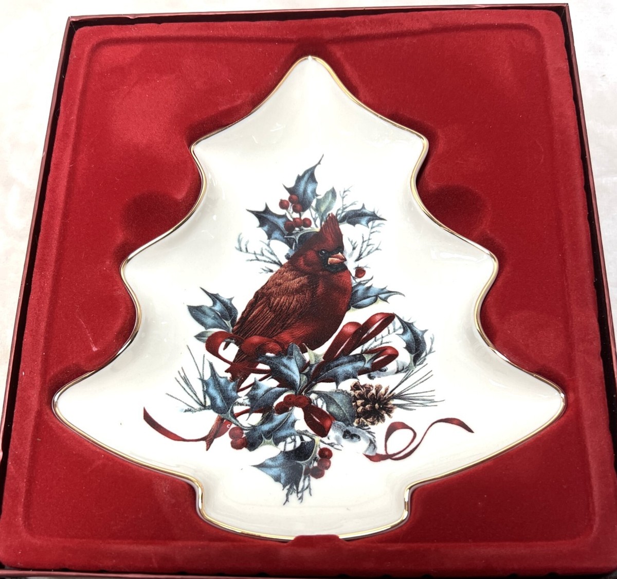 Lenox Cardinal Christmas Dishes Lenox, Winter Greetings