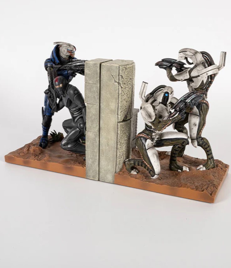 Mass Effect Cover Fire Garrus Shepard Vs Geth Bookends Statue Figure ...