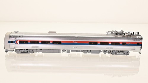 Walthers Proto 85' Budd Metroliner Snack Bar Coach Amtrak Ph1 864 HO ...