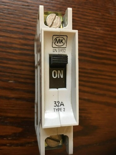 MK MCB's Old Style LN , 32A,30A, 20A, 15A, 6A 5A, Type 2 LN , 5932 ...