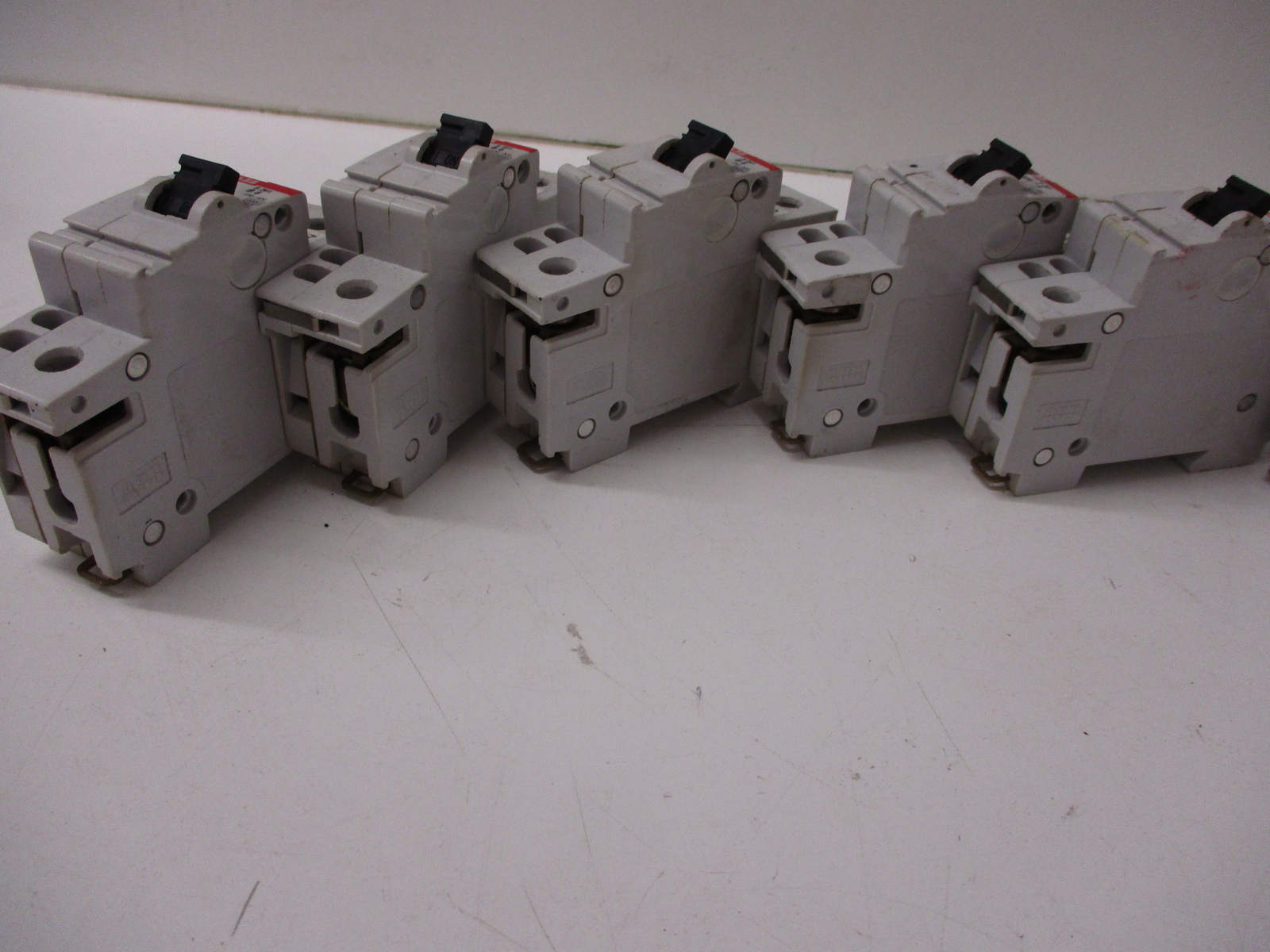 (LOT OF 10) ABB S 261 B6 CIRCUIT BREAKER 6A 1-POLE 480VAC | eBay