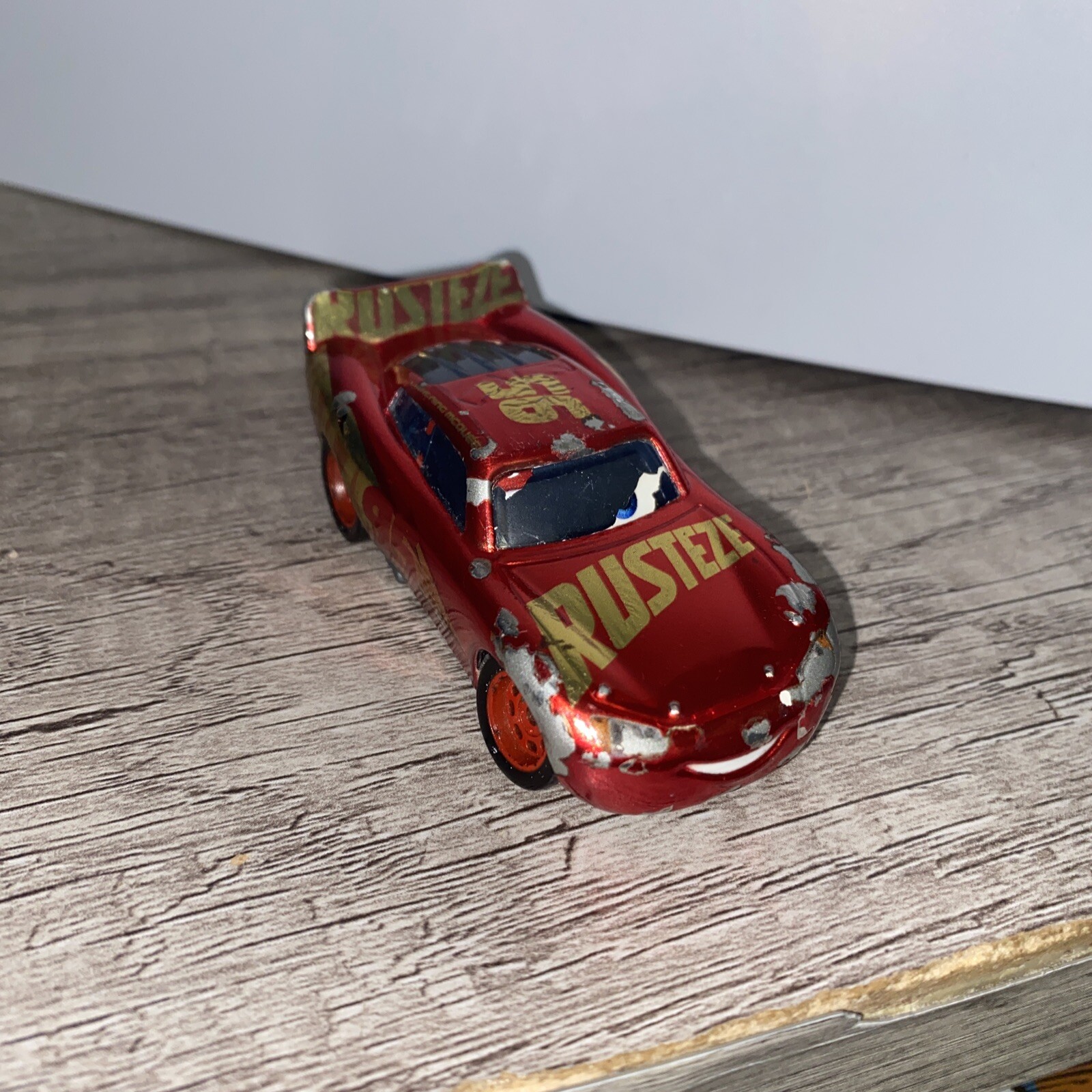 Disney Pixar Cars Rust-Eze Racing Center Lightning Mcqueen 1:55 Model ...