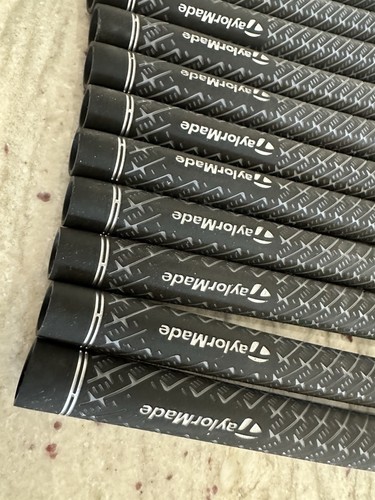 Golf Pride Z Grip / TaylorMade Logo, Black/Red, 60 Round, +/- 53g, 13 ...